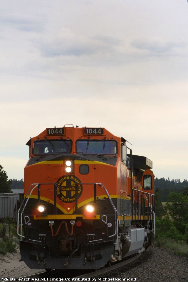 BNSF 1044